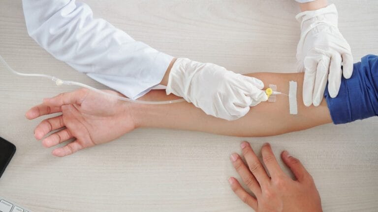 Infus Vitamin Booster: Manfaat, Prosedur, dan Harganya